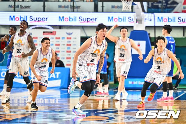 4쿼터 0.8초 KCC 허웅의 뼈아픈 파울과 연장, 행운의 여신은 한국가스공사를 선택했다. [이석우의 마!] : 네이트 스포츠