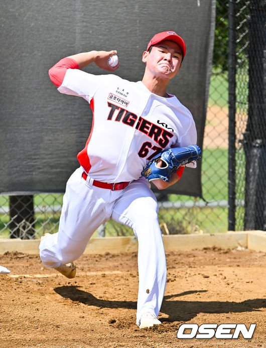 150km 던지는 193cm 루키, 최적의 성장 환경, 1R 영광 잇는다 : 네이트 스포츠