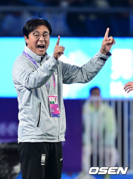 KFA 예고 포스터 '손흥민 있고 이강인 빠졌다'…WC 2차예선 태국전 티켓 11일 판매 시작 : 네이트 스포츠