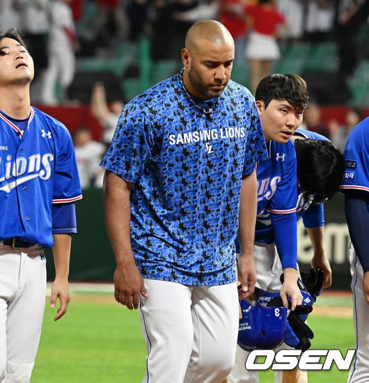 한국서 비운의 방출, 前 삼성 수아레즈 '157km 위력투'…ML 개막 로스터 보인다 : 네이트 스포츠