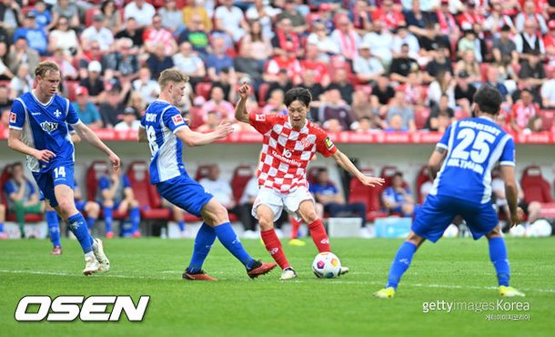 '2G 1AS' 홀로 팀 구한 이재성, 미친 활약에 평점도 홀로 '만점'…팀은 4-0 대승 : 네이트 스포츠