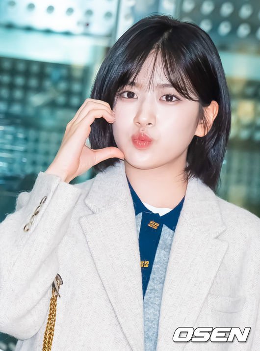 女예능인 사이 '유일 '아이돌…안유진, '백상' 역사 새로 쓸까 [Oh!쎈 레터] : 네이트 연예