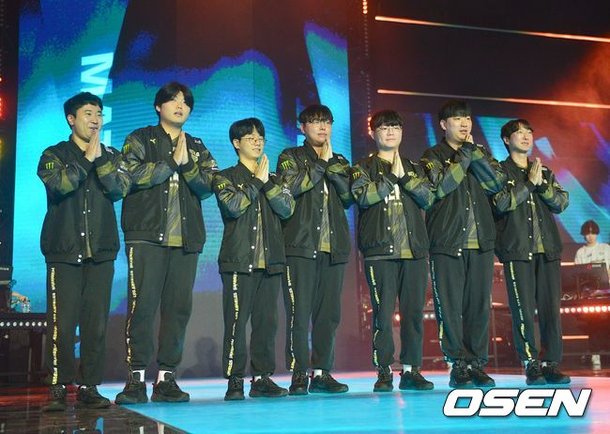 [VCT 퍼시픽] '쵸비교 세리머니' 젠지, 日 DFM 2-0 완파…2승 달성 PO '청신호' : 네이트 스포츠