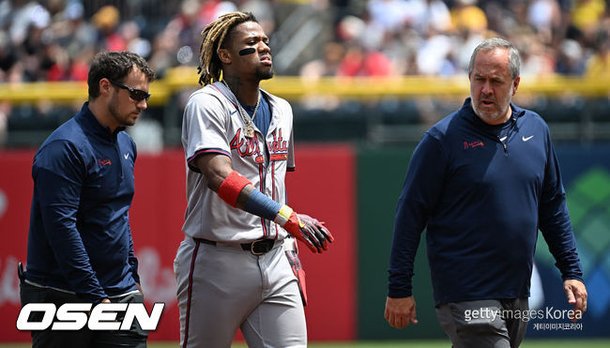 또 무릎 전방십자인대 파열이라니…'ML 최초' 40-70 MVP 날벼락, 시즌 아웃 불운 : 네이트 스포츠