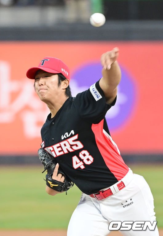 '최고 151km' 던지고 무사 만루 만들기까지…이의리 복귀전, 3이닝 3실점 [오!쎈 창원] : 네이트 스포츠