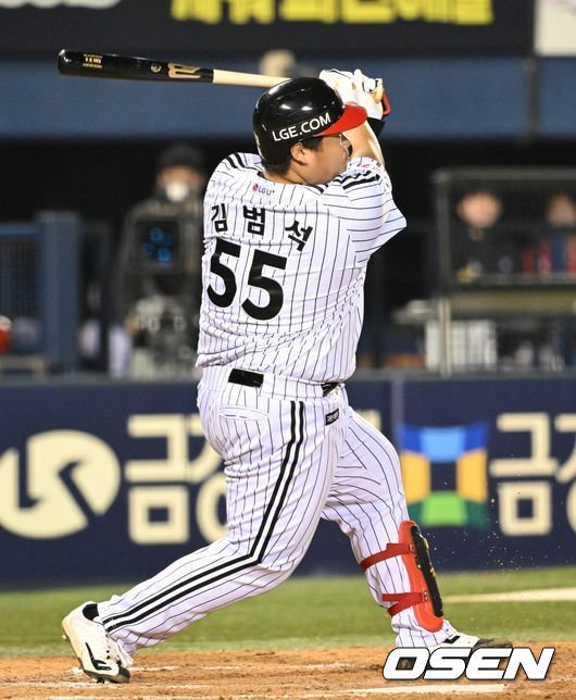 '6월 4G 5타석 무안타' 김범석, 1군 엔트리 말소…염경엽 감독 "벤치에만 있는건 성장에 도움 안돼" [오!쎈 잠실] : 네이트 스포츠