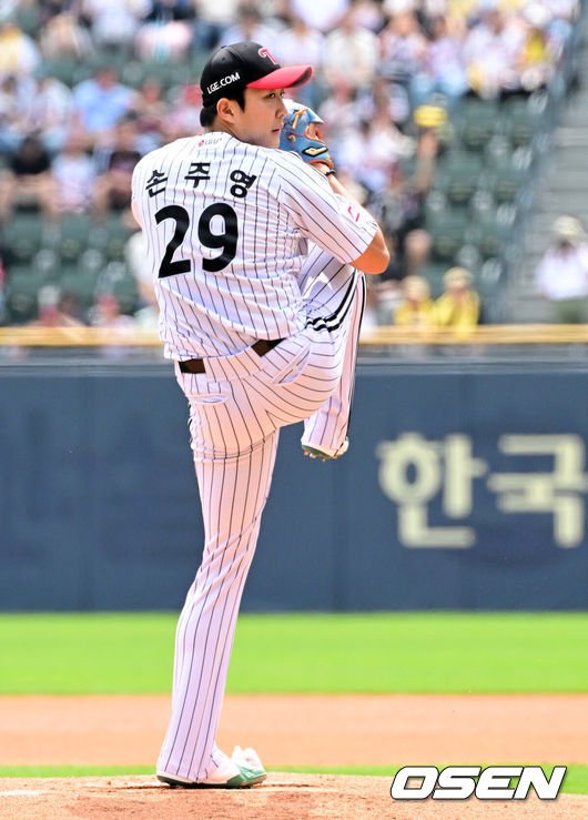KBO 최고의 5선발이 LG에 있다, 8년 묵은 '151km 좌완' 폭풍 성장 "내년에는 최강 4선발" : 네이트 스포츠