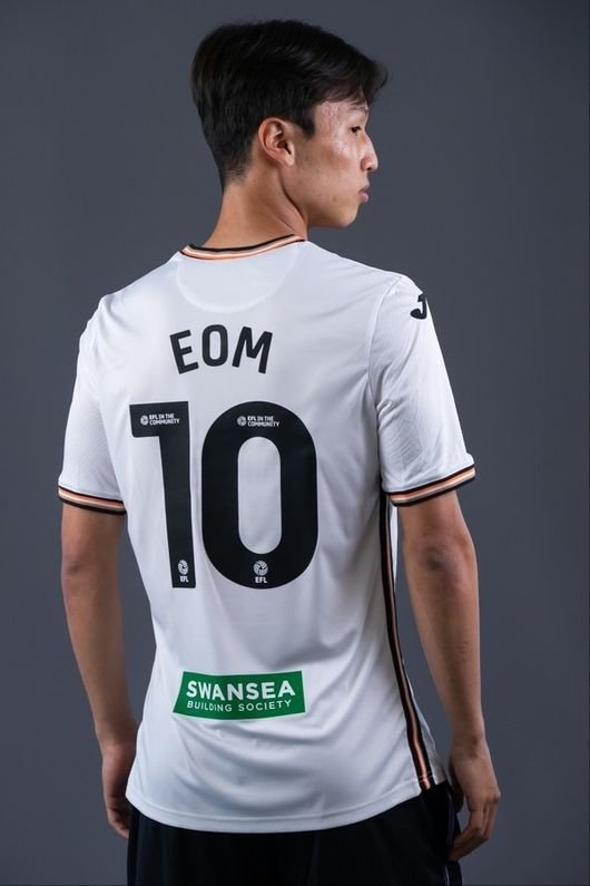 英 2부에서 연일 훈훈한 소식…배준호 EPL서 관심↑+엄지성 2G 만에 무대 공격P 작렬! : 네이트 스포츠