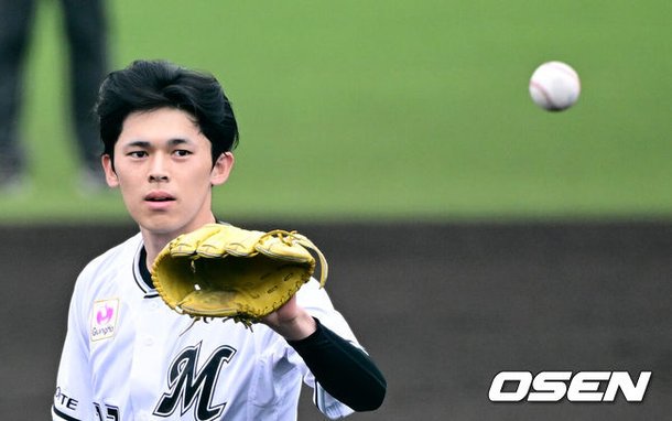 '아, 또 부상, ML 진출하겠나' 165km 퍼펙트 투수, 발목에 타구 강타…"큰 부상 가능성" : 네이트 스포츠