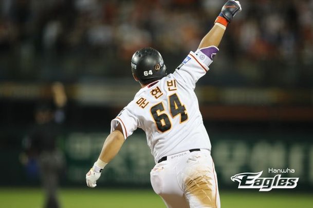 '160.1km 쾅' 두산 공포증 극복한문동주8K, 문현빈 역전 3점포…한화 5강 희망 살렸다 [대전 리뷰] : 네이트 스포츠