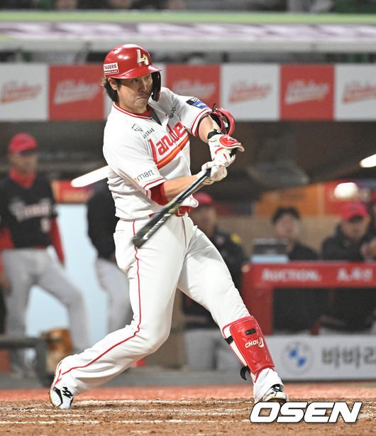 미국 안 가도 327억 벌었다, KBO 최고 '야구 재벌' 등극한 최정…꿈의 600홈런, 문학 우승 도전 : 네이트 스포츠