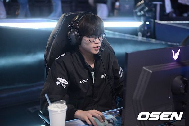 [LCK] DK, '시우' 펜타킬 앞세워 2위 '탈환'…DNF 개막 5연패(종합) : 네이트 스포츠