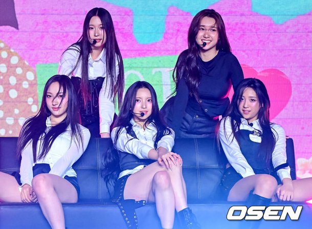 신인 걸그룹 VVS, 30일 고척 키움-롯데전 시구한다 : 네이트 스포츠