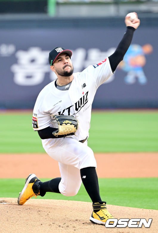 1이닝 KKKK 이게 가능해? KBO리그 1001일 만에 진기록 탄생, KT 외인 에이스가 주인공 [오!쎈 수원] : 네이트 스포츠