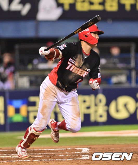 KIA-NC 3대3 트레이드, 최원준·이우성·홍종표⇔김시훈·한재승·정현창 [공식발표] : 네이트 스포츠