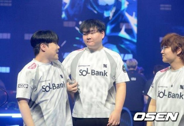 [VCT 퍼시픽] 디알엑스, '디펜딩 챔프' RRQ 2-0 격파…PO 진출 : 네이트 스포츠