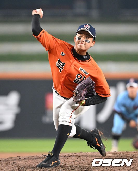 1261명 도전, 110명 프로의 부름…2026 KBO 신인 드래프트 17일 개최 : 네이트 스포츠