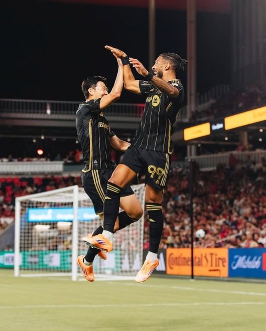 '역시 문제는 토트넘이었어' 손흥민, MLS 8경기 만에 증명…"LAFC 8골·토트넘 7골, 지난 시즌 PL 득점 넘었다" : 네이트 스포츠