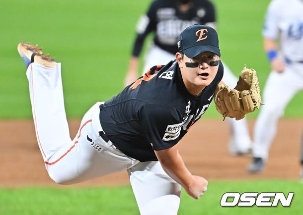 대체 왜? 19년 만에 KS 진출 걸린 한판인데…김서현 살리기 대실패, 김경문 믿음 야구 안 통했다 [PO4] : 네이트 스포츠