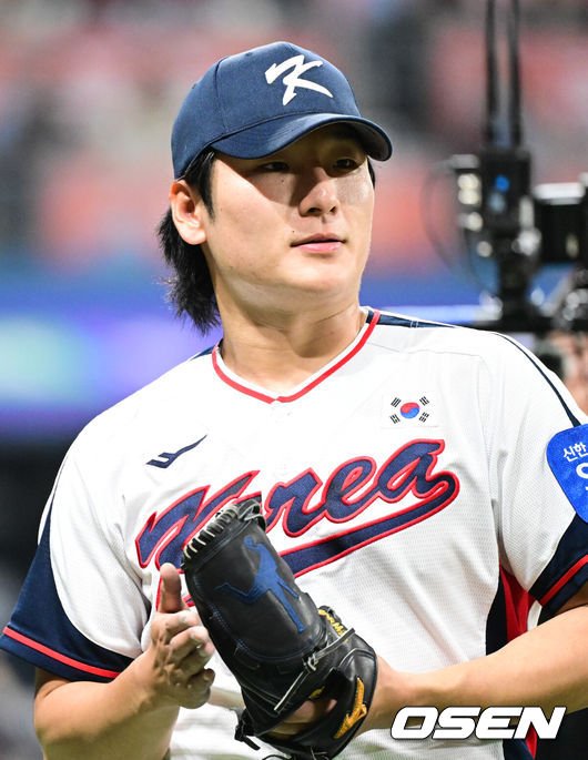 '156km 쾅!' 곽빈, 2이닝 4K 무실점 완벽투…체코 타선 힘으로 압도했다 : 네이트 스포츠