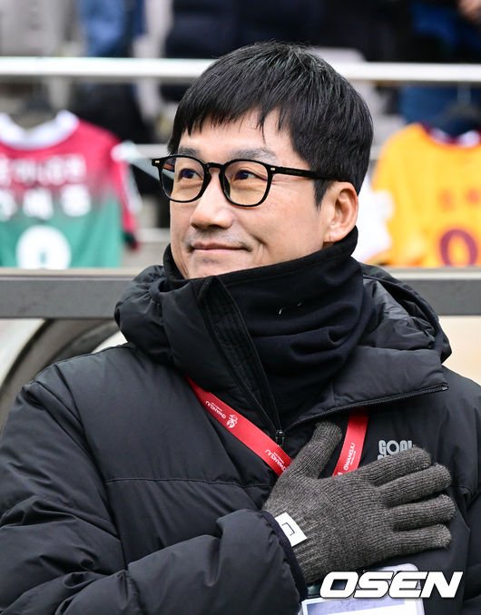 '광주FC 낭만의 시대 끝났다!' 이정효 감독, 수원삼성과 조율중…승격전도사 될까 : 네이트 스포츠