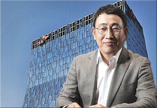SKT President Yoo Young-sang says, "AI gold rush has begun…Annual sales target of 25 trillion ...