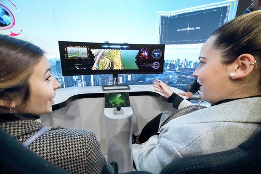 [MWC24] KT, 교통혁명 UAM 연결성 유지 핵심…RIS 기술은 무엇일까 : 네이트 뉴스