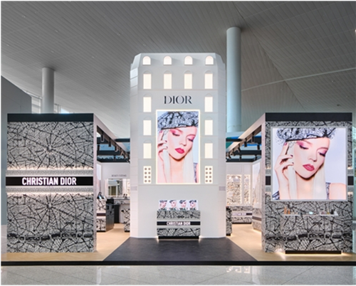 Dior Discloses Data Breach Affecting Customer Information : 네이트 뉴스