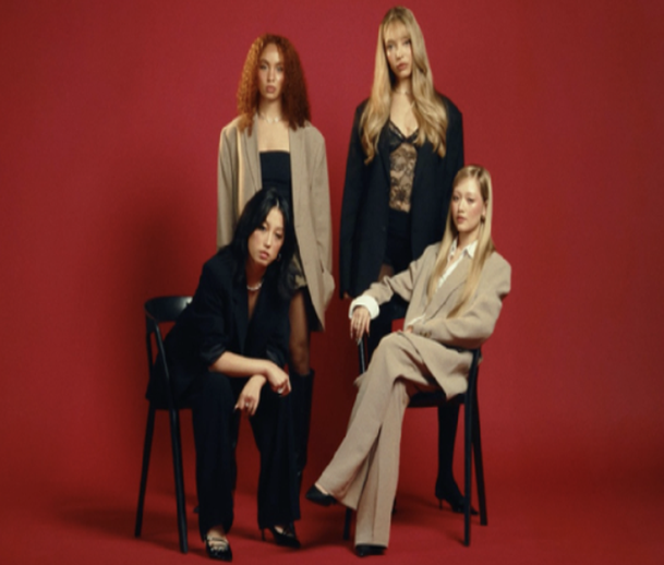 JYP 글로벌 걸그룹 VCHA, 'GIRLSET'으로 리브랜딩 : 네이트 연예