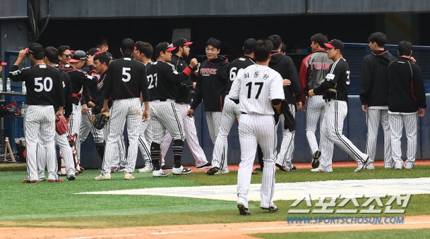 [SC핫포커스] KBO 개막은 안갯속, '자가 훈련' 외인 걱정은 덜었다 : 네이트 스포츠