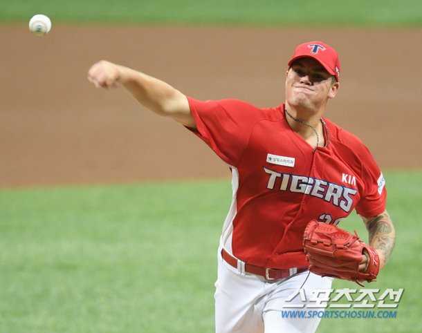 [고척 Live] 불운한 KIA 브룩스, 시즌 6호 QS에도 승리 불발 : 네이트 스포츠