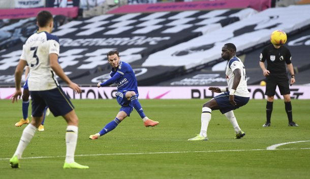 [EPL현장전반]토트넘, '바디 VAR PK선제골' 허용 레스터시티에 0-1 뒤진 채 전반 끝 : 네이트 스포츠