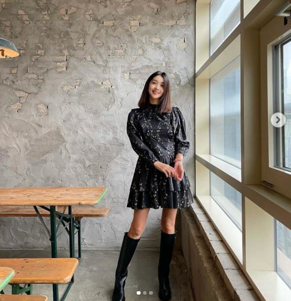 '전용진♥'김빈우, 애둘 낳고도 이 몸매? 173cm-48kg 워킹맘…입이 쩍 [in스타★] : 네이트 뉴스