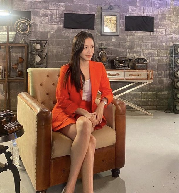 '169cm·47kg' 홍수현, 2일뒤면 유부녀…♥훈남 의료계 종사자 사로잡은 미모 | 네이트 연예