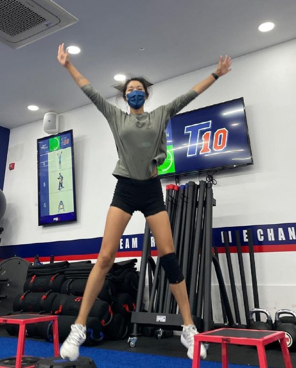 '173cm·55kg' 김빈우, 샐러드만 먹더니 다리 더 길어졌나 "대략 14등신" : 네이트 연예