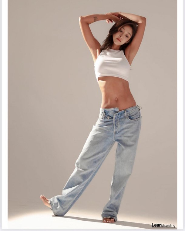 '75kg→52kg' 김빈우, 2주간 살 한톨 안 먹고 완성 시킨 몸매…선명한 11자 복근 'CG네' : 네이트 연예