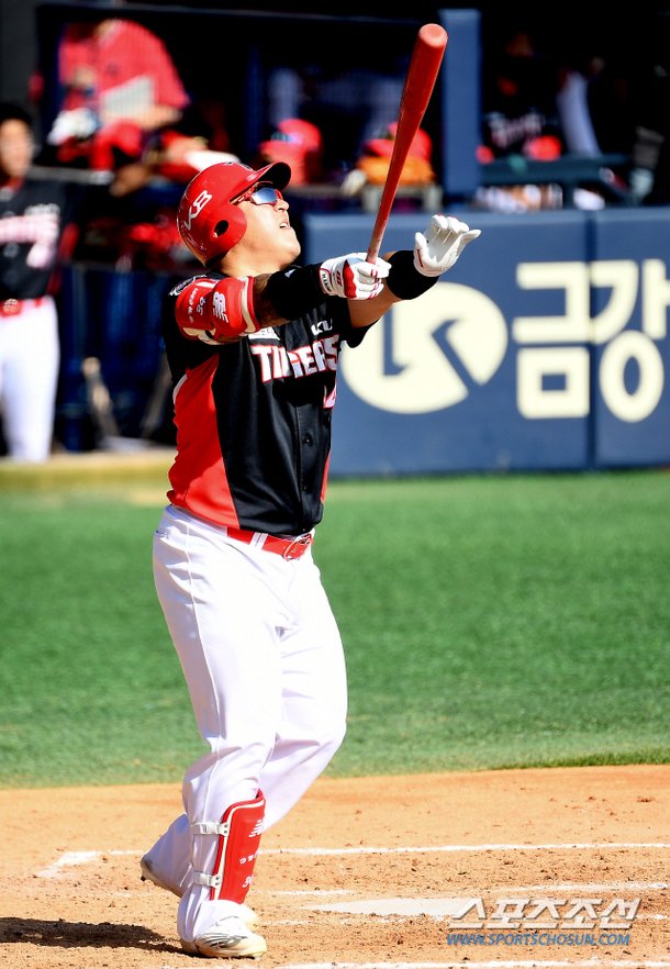 [SC초점]한화에게도 뒤진 홈런꼴찌 KIA, 144G 역대 최소홈런 기록 세우나 : 네이트 스포츠