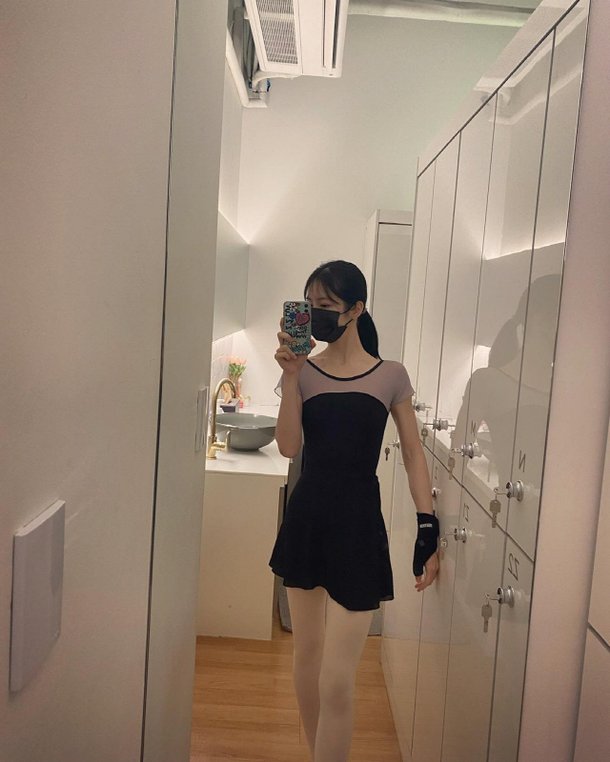 '168cm·42kg' 신예은, 앙상한 '팔뚝+다리'…말라도 너무 말랐네 : 네이트 뉴스