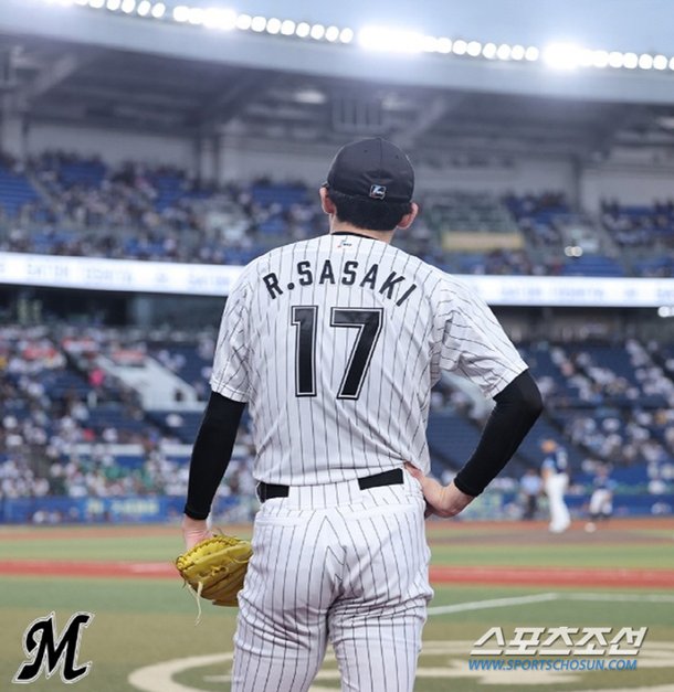 4년간 애지중지 관리했는데…'괴물' 사사키를 멈추게 한 90구째 157km 직구, WBC 피로 누적 영향도 : 네이트 스포츠