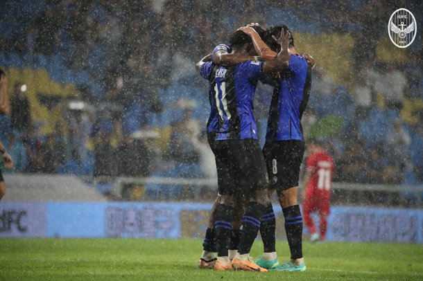 [현장리뷰]'韓 ACL PO 무패' 창단 20주년 인천, 연장 끝 하이퐁 3대1 잡고 '본선 진출' : 네이트 스포츠