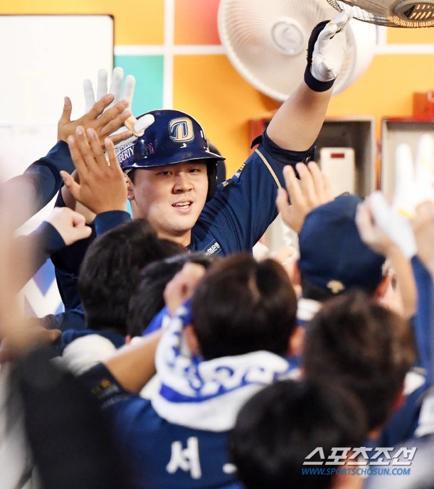 [준PO3 라인업]'시리즈 끝낸다' NC, 승리 라인업에서 1루수만 교체…김형준 4G 연속 마스크 : 네이트 스포츠