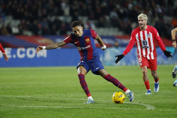 '캡틴 SON과 EPL 점령?' 토트넘, 리버풀까지 제칠 기세…바르샤 FW 영입 위해 '에이전트와 대화 시작' : 네이트 스포츠