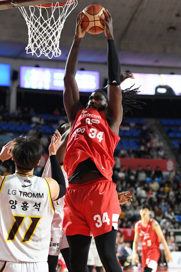 KBL 6강 PO 대진 완성! SK, 홈 최종전서 4위 확정 피날레 → 홈어드밴티지 잡았다 : 네이트 스포츠