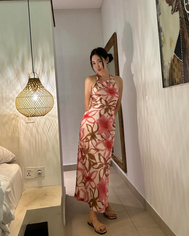 "166cm 54kg" 최희, S라인 드러내는 바캉스룩 '애둘맘' 몸매 맞아? : 네이트 연예