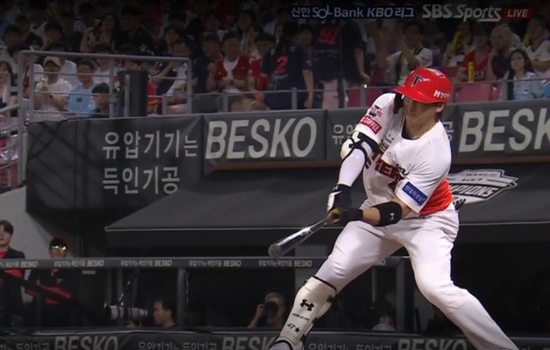 "이게 스윙이 아니라고?" 또 나온 논란의 장면, 결국 제도 도입 불가피? KBO의 선택은[SC핫이슈] : 네이트 스포츠