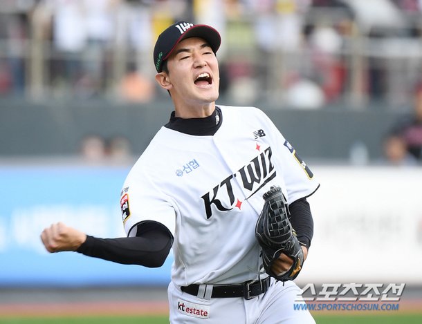 "벼랑 끝에 몰려야 잘하나" 가을 변태 KT, 기적 회생…2연속 0% 확률 격파 도전한다 [준PO4 현장분석] : 네이트 스포츠