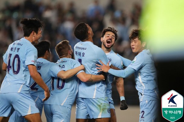 개막전부터 '대팍 극장'…1G-1AS '캡틴' 세징야 "'대구 패밀리'가 함께 한 값진 결과" : 네이트 스포츠