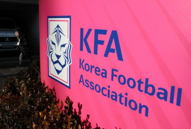 오심 '기계 탓' 돌린 KFA, 더 큰 후폭풍→VAR 프로토콜 모르나…'후안무치', '견강부회' K리그 강력 반발 : 네이트 스포츠