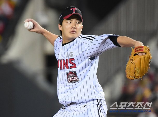 이럴수가. 1회 4점 뽑았는데 2회부터 1안타 침묵. 박동원-문보경 투런포 9타점 합작 LG 13대5 대역전승. 우승확률 100%[KS2 리뷰] : 네이트 스포츠