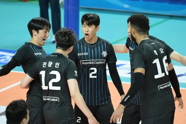 [현장리뷰] 현대캐피탈, KOVO컵 2연승!…KB손해보험에 3-2 승리 : 네이트 스포츠